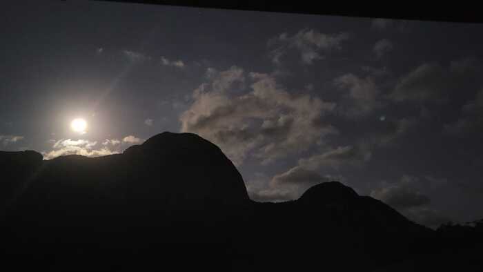 Nascer da lua é fotografado em Nova Friburgo - EcoSerrano