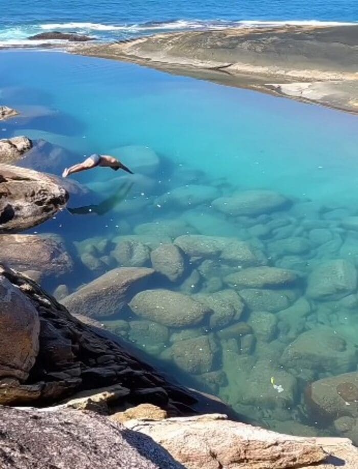 Charme no RJ: Conhece a piscina natural “secreta” em meio a praia ...
