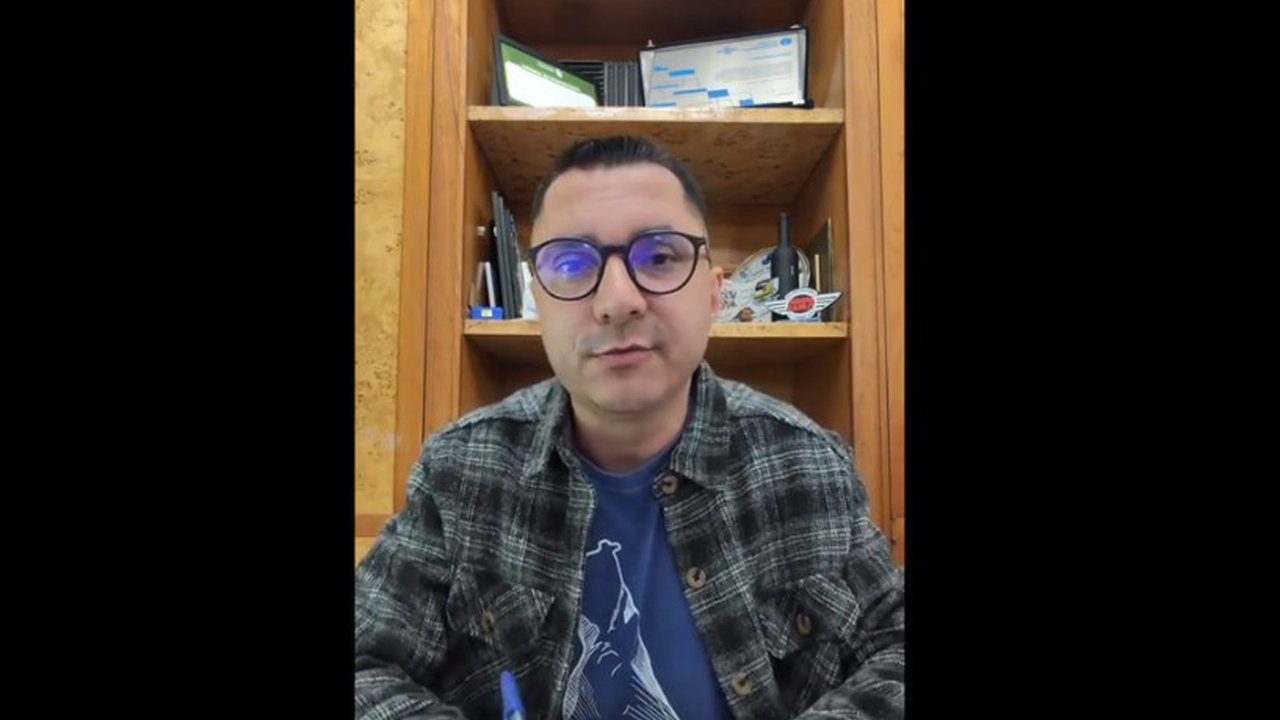 Prefeito Johnny Maycon admite atraso no pagamento de férias e culpa ...